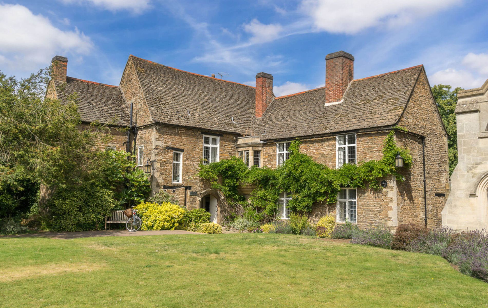 7 Reasons to Move to Rutland: England’s Smallest County